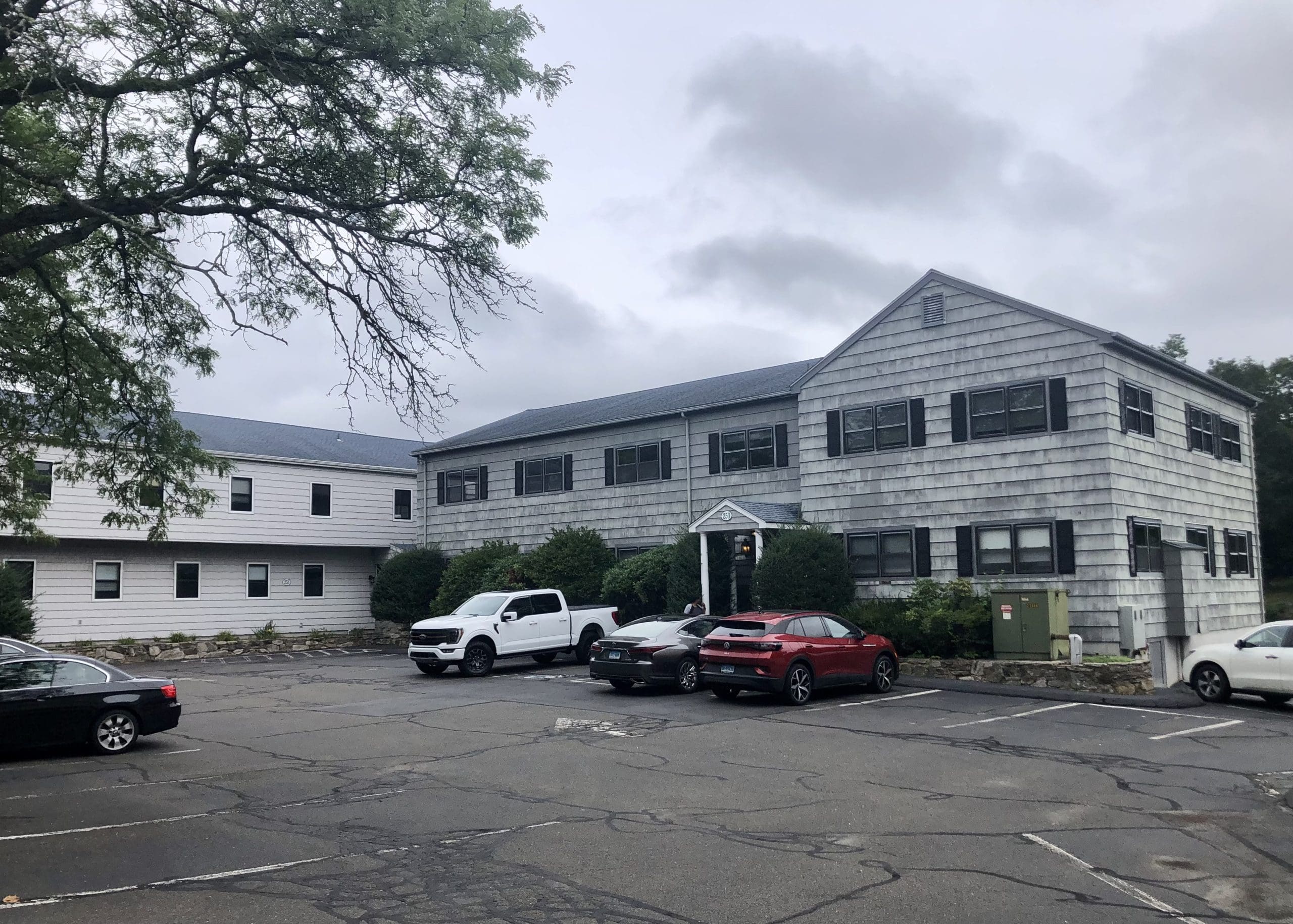 Riverside office buildings sought for apartments | Westport Journal