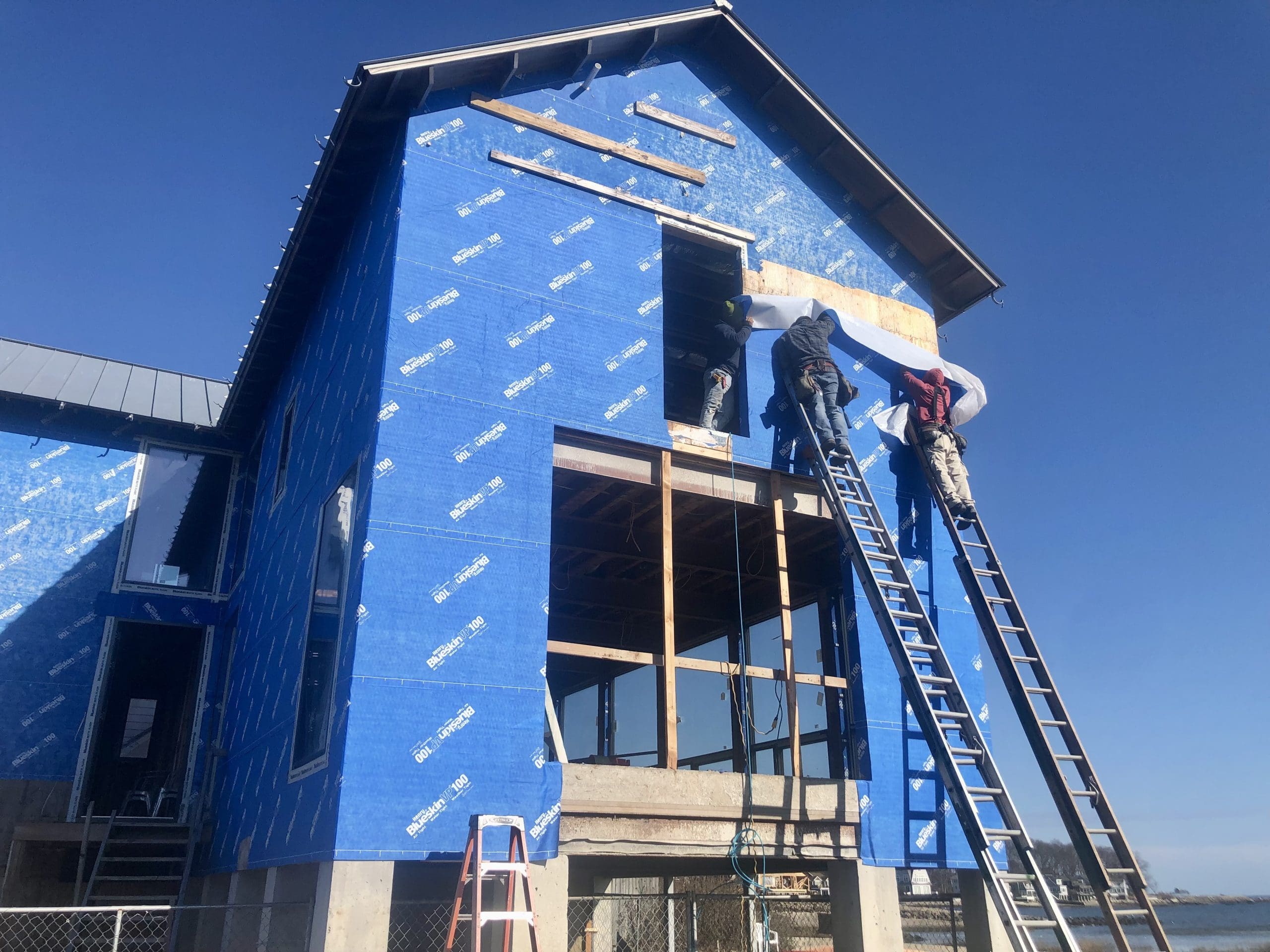 After 3 years, blue house at Old Mill removed from blight list ...
