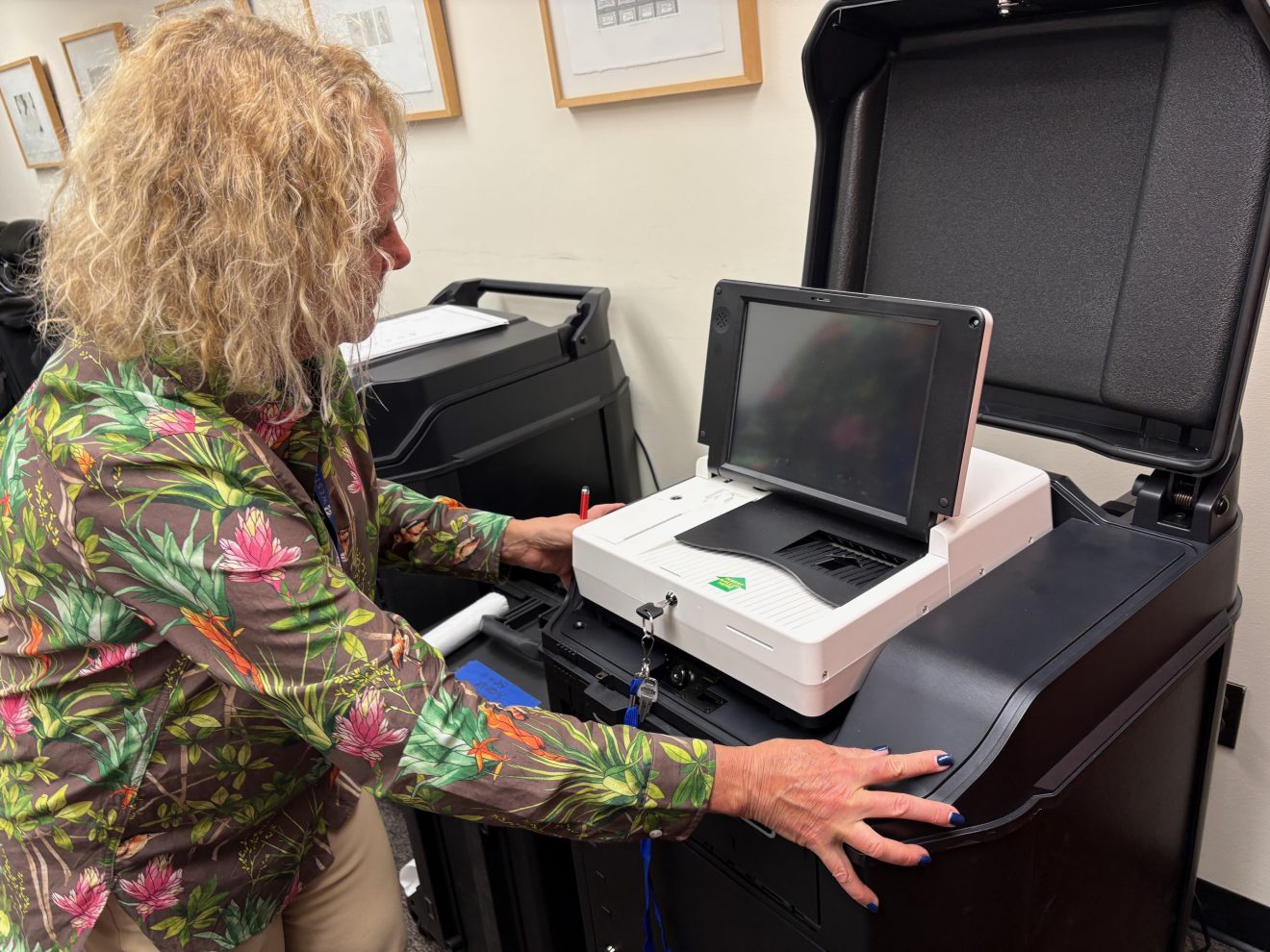 Westport introduces new interactive voting machines